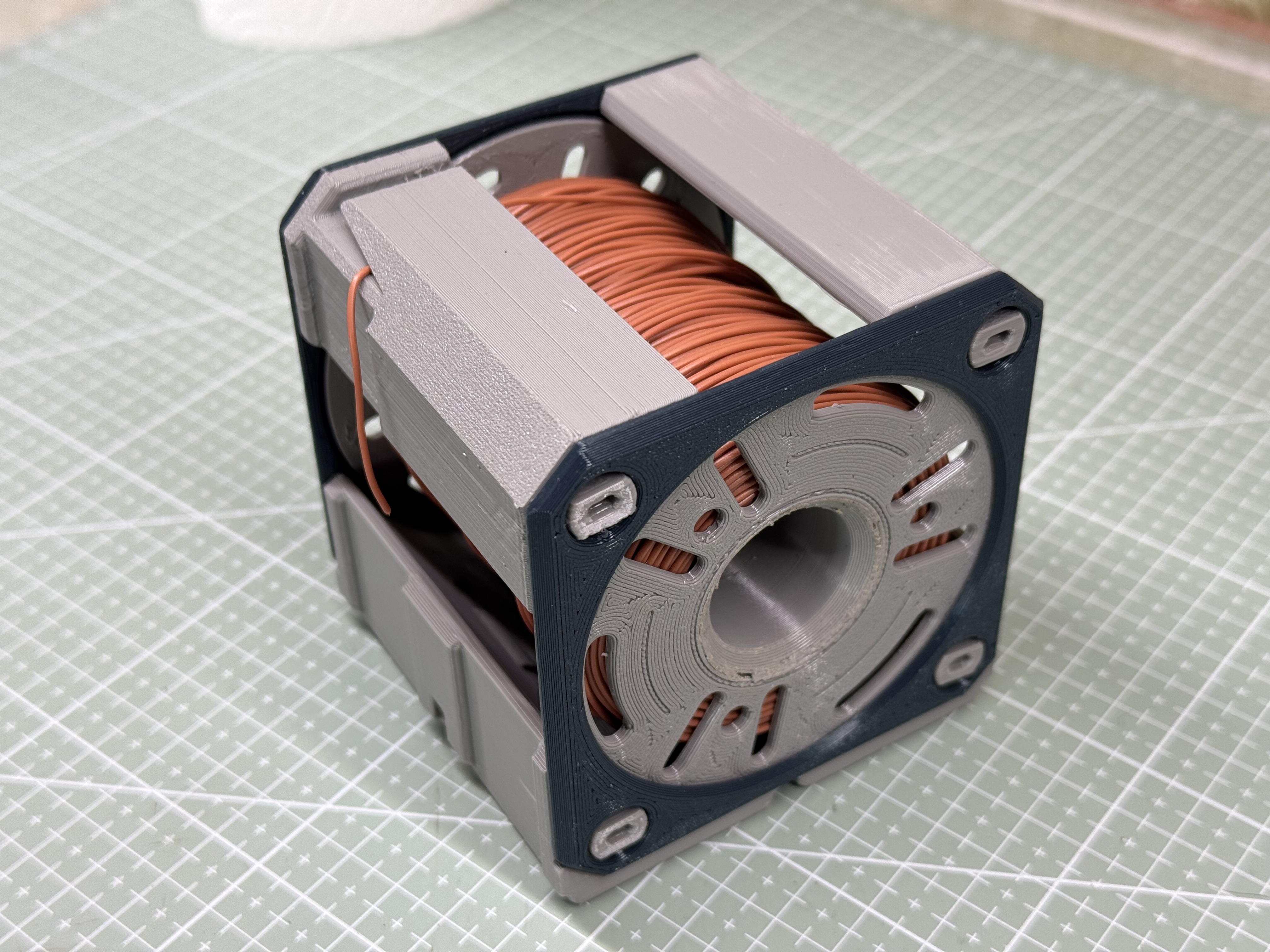 Cable Spool Holder Gridfinity by firstgizmo | Download free STL model ...
