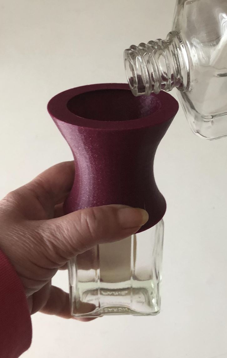 Entonnoir pour parfum /petit flacon . Funnel for small bottles like ...