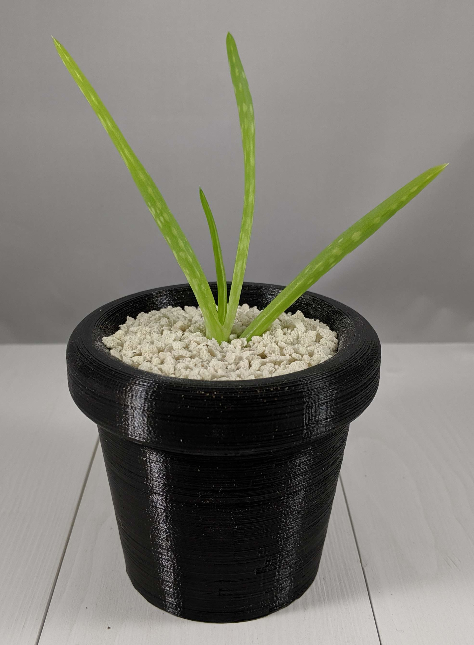 Small Planter by Tango Five Creations | Download free STL model ...