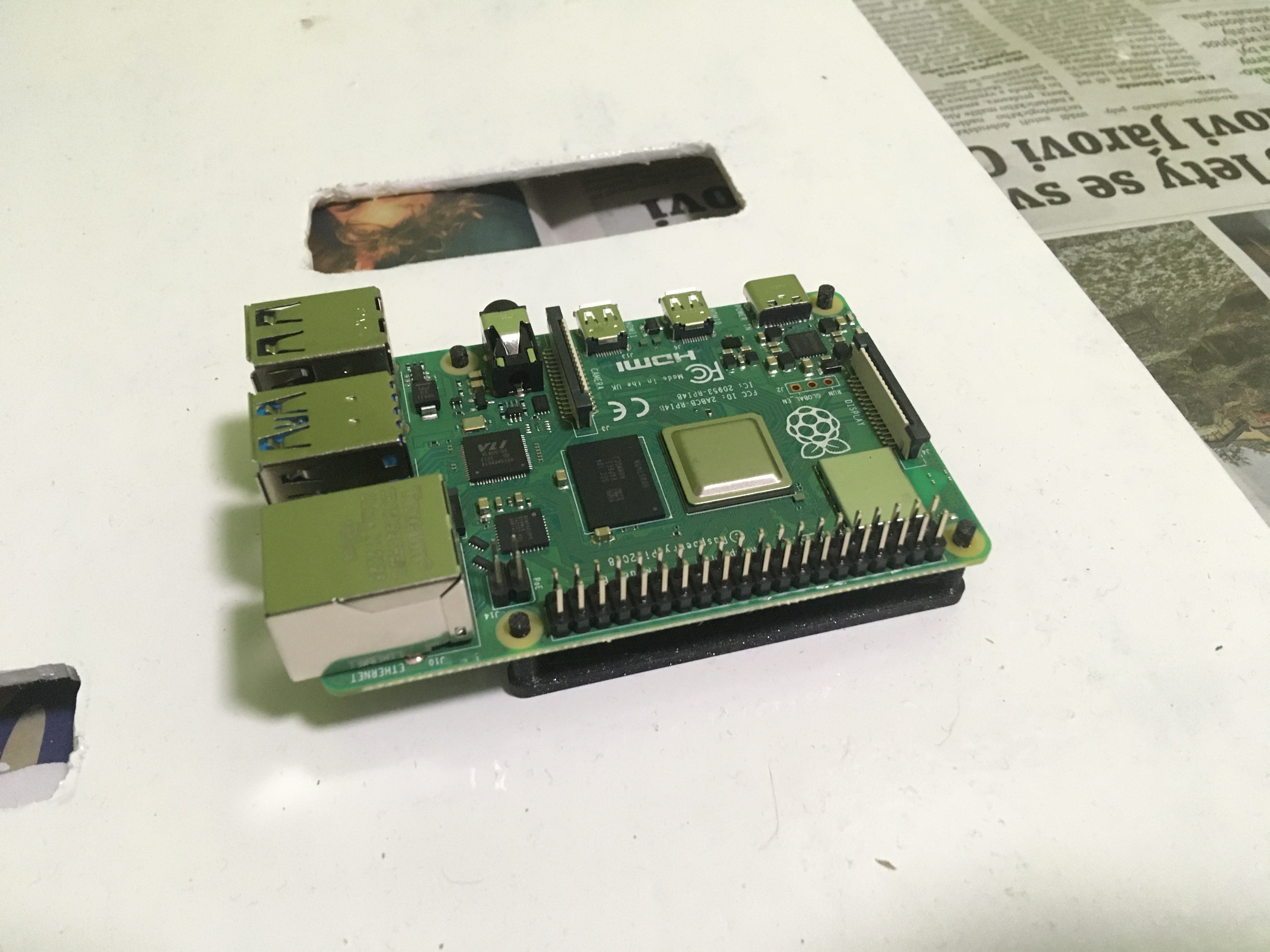 Raspberry pi bracket by Vojtěch Čoupek | Download free STL model ...