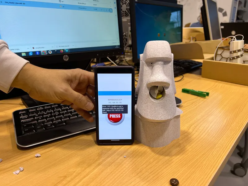 MOAI Pet Feeder by Fab Lab León | Education | Printables.com