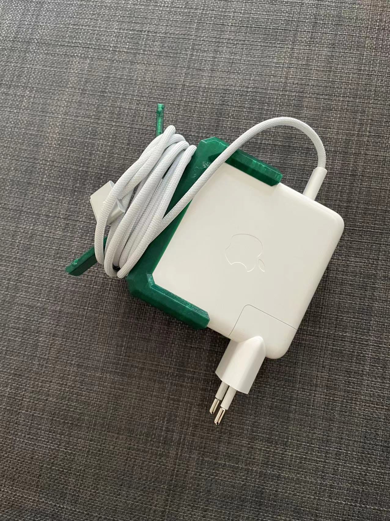 Macbook power brick cable organizer by Xisha | Download free STL model ...