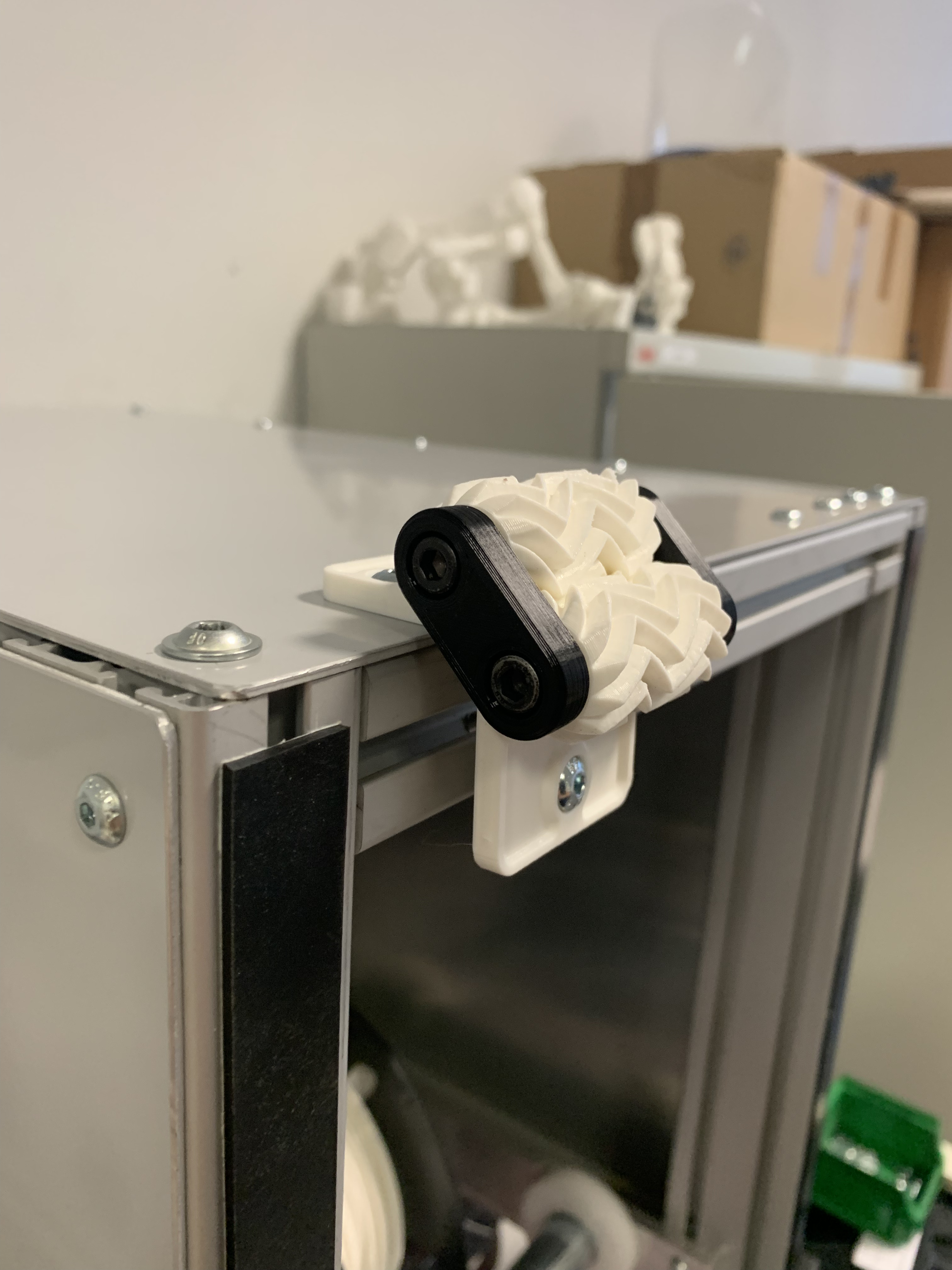 Adjustable Geared Hinge with Screws by dodasch | Download free STL ...