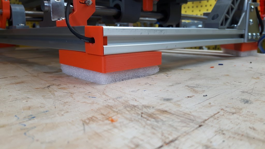 Vibration damper for a 3018 CNC milling / engraving machine by 3D-Muc ...