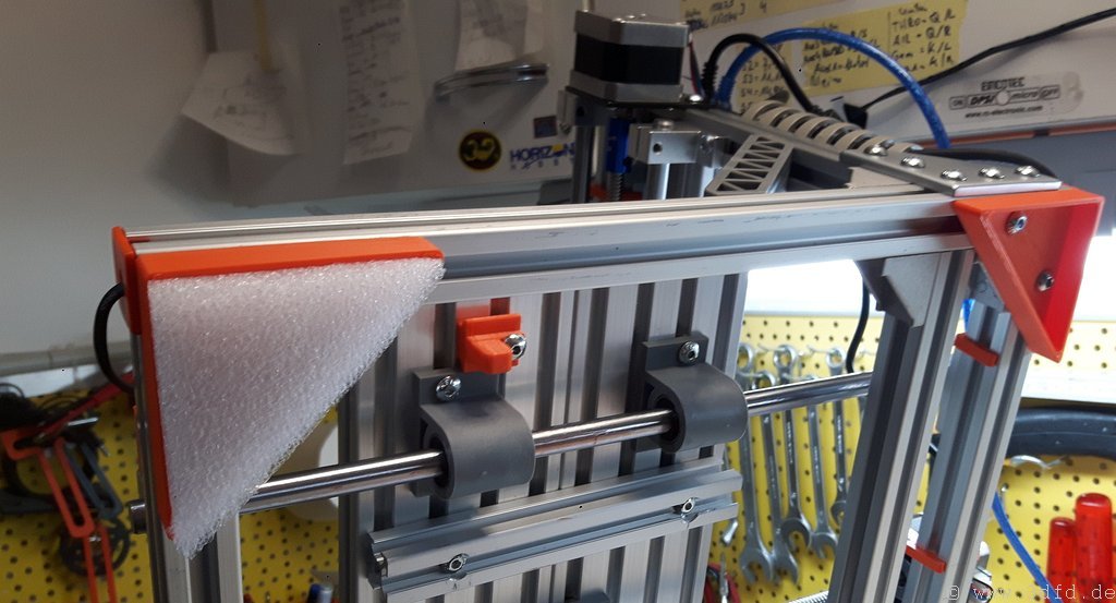 Vibration damper for a 3018 CNC milling / engraving machine by 3D-Muc ...