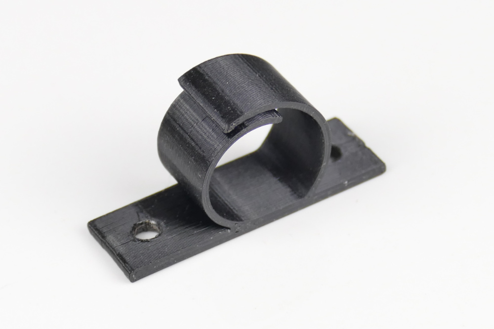 Simple Cable Clip by Jan-E.de | Download free STL model | Printables.com