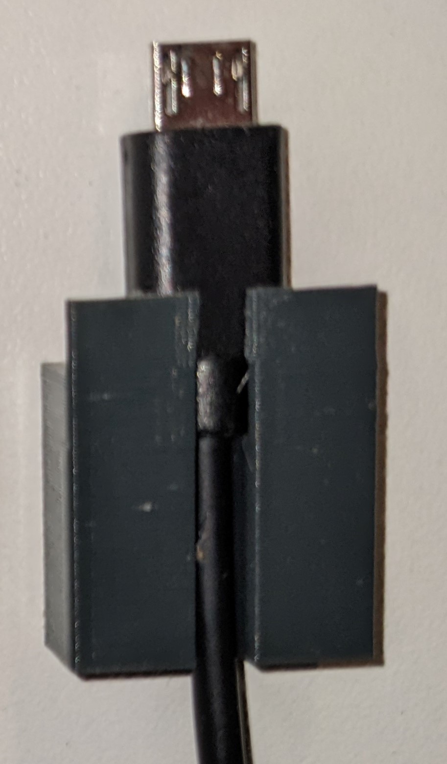 Cable hanger – USB by Jáchym Tiskne | Download free STL model ...