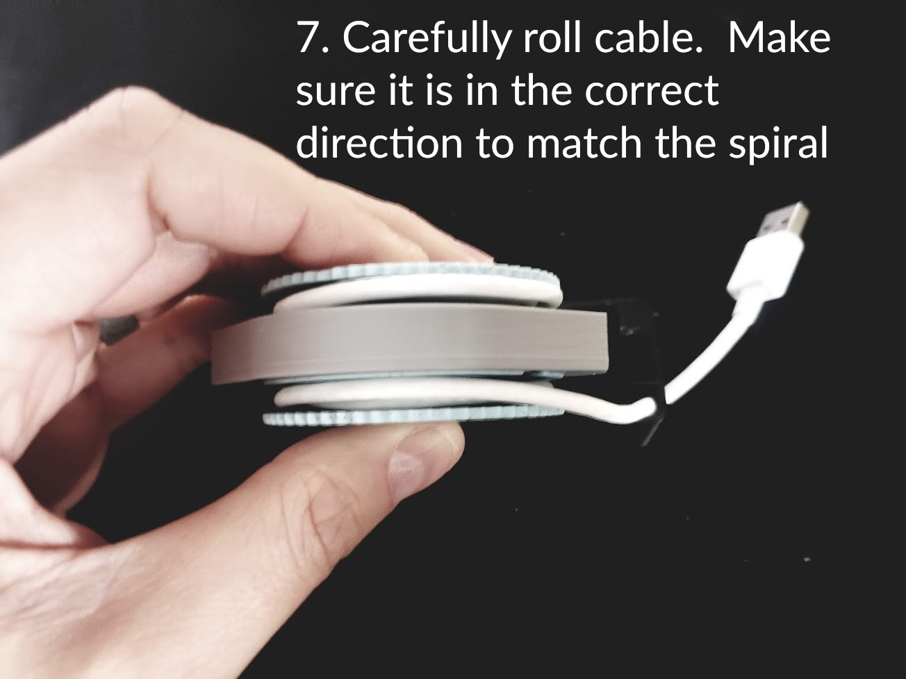 Retracting Cable Organizer v1.0 by Make a Thing | Download free STL ...