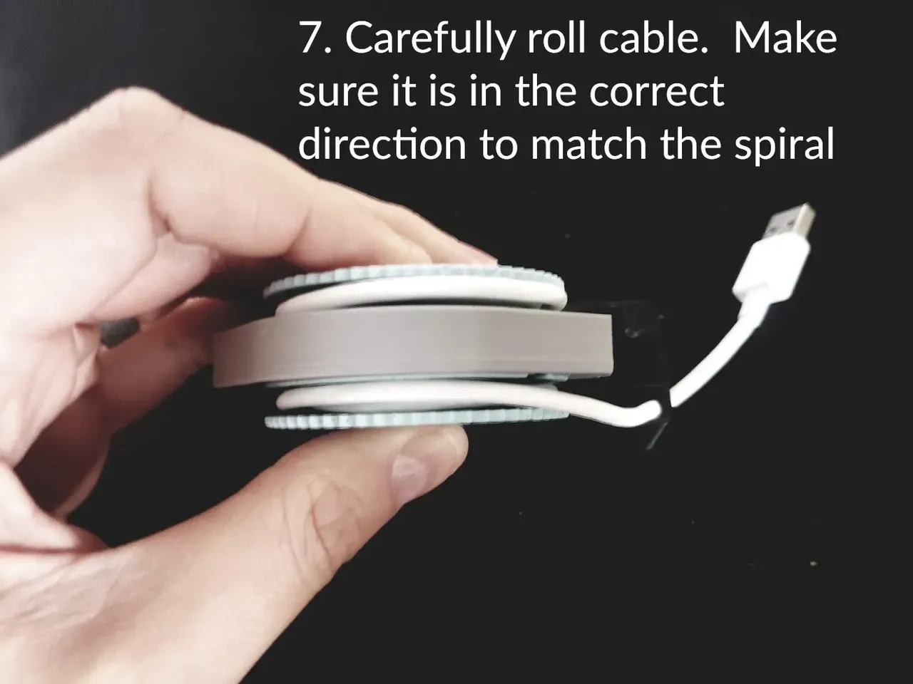 Retracting Cable Organizer v1.0 by Make a Thing | Download free STL ...