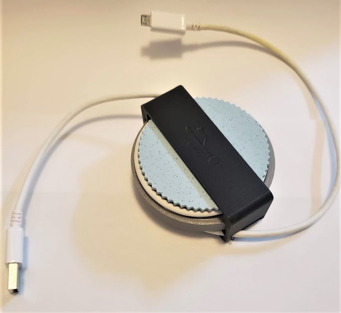 Retracting Cable Organizer v1.0 by Make a Thing | Download free STL ...