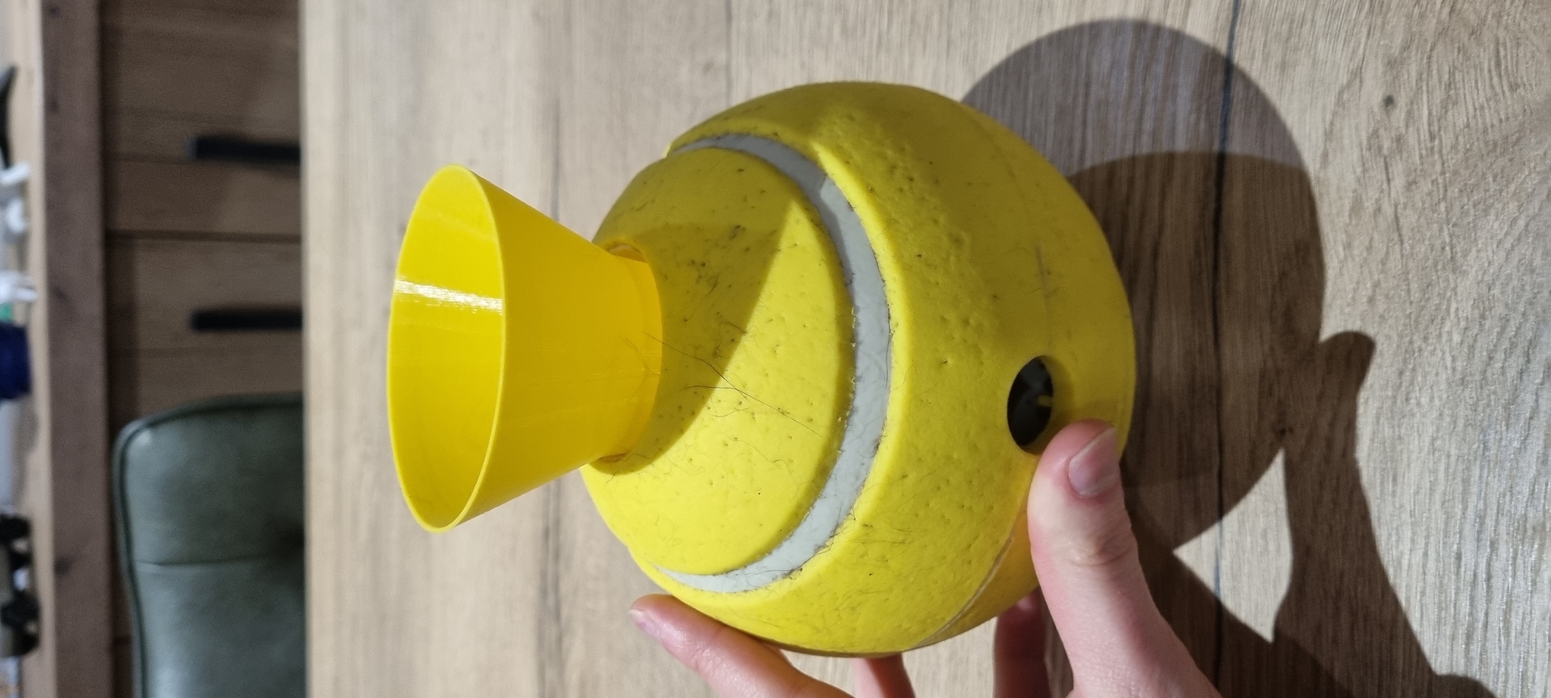 Dog feed ball funnel by Fifth | Download free STL model | Printables.com
