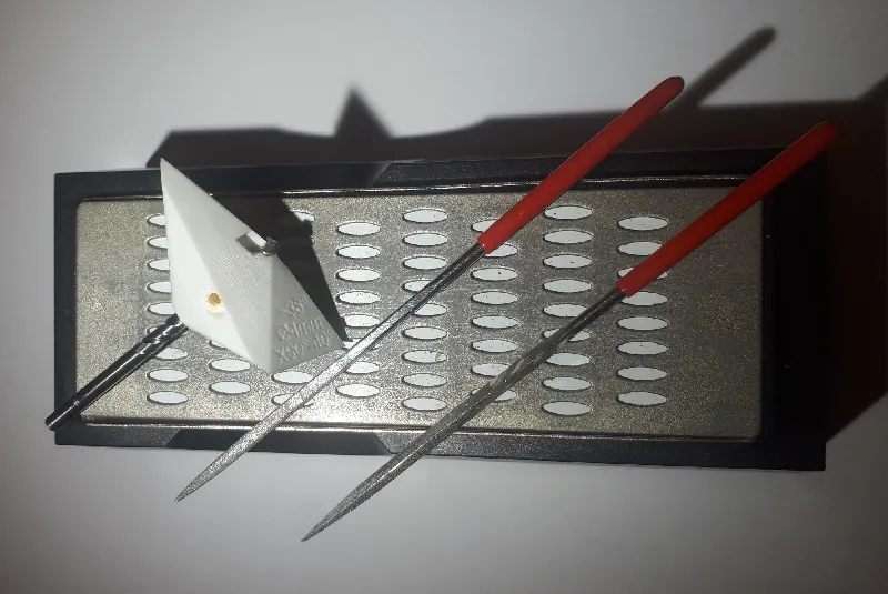 Advanced parametric drill bit sharpening jig (2/4 facets, conical ...