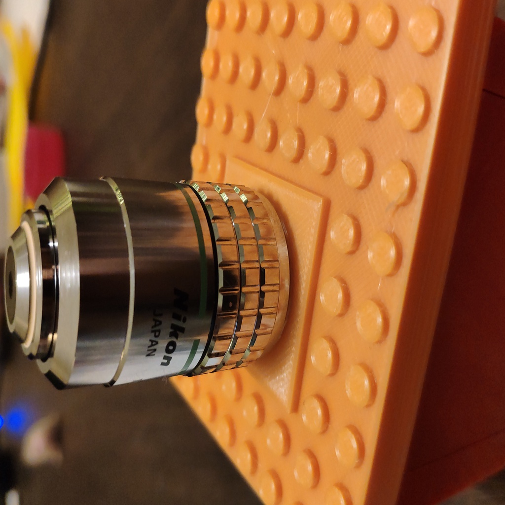 BrickScope alpha version: RMS threaded 8x10 stud brick by NeuroHacks ...