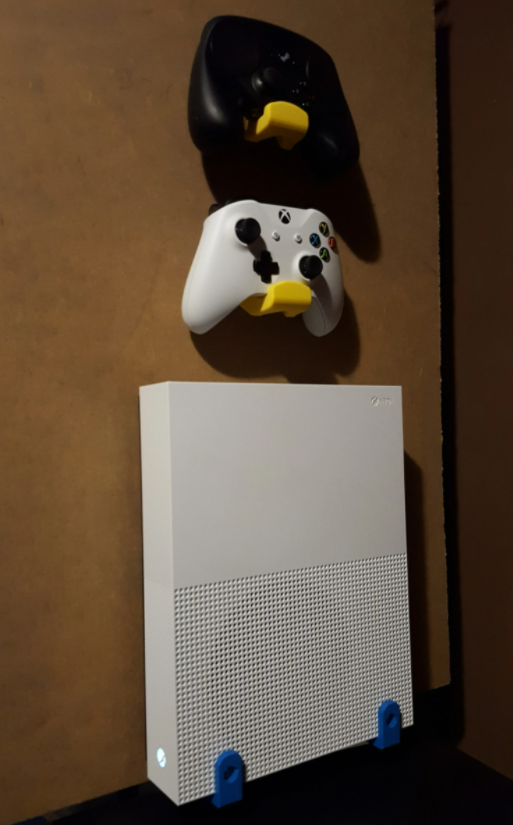 Xbox One holder par mcko | Téléchargez gratuitement un modèle STL ...