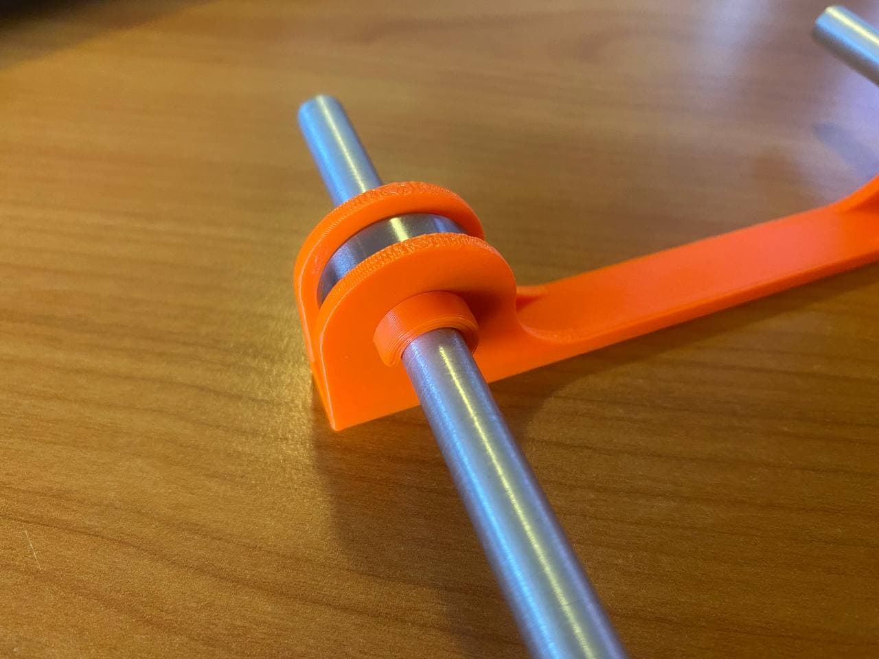 Positioning Clip 8mm rods by EllingEG | Download free STL model ...