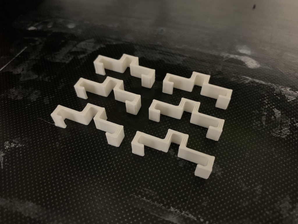 Radiator grille holder clips (customizable) Heizungsabdeckung Clip by ...