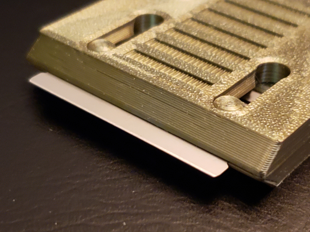 Retractable double-edge razor blade scraper by Anachronist | Download ...