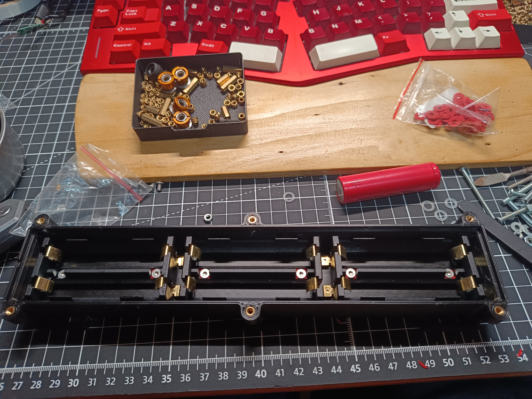 12v battery casing for MTB using 18650 battery by Ujang Karnadi ...