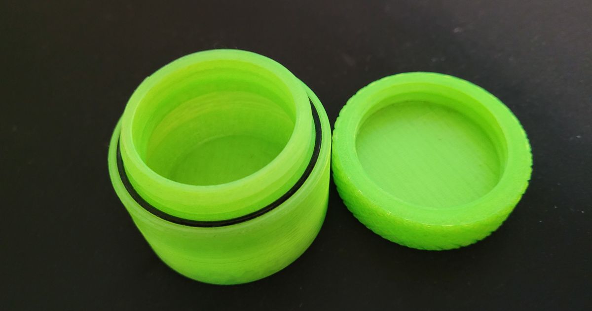 Sealed screwable container by n3rdherder | Download free STL model ...