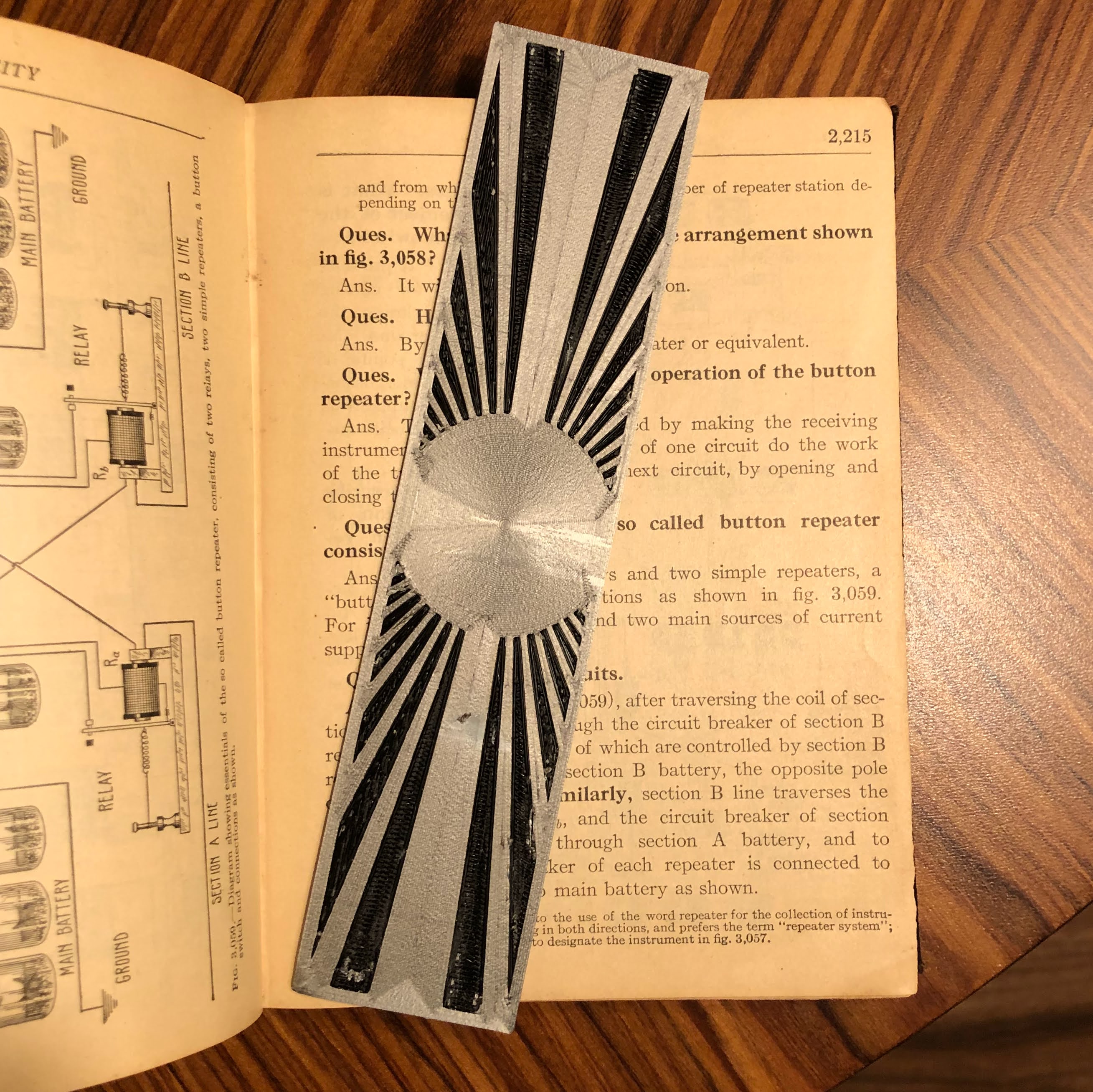 Art Deco Sun Bookmark by Alex G. | Download free STL model | Printables.com