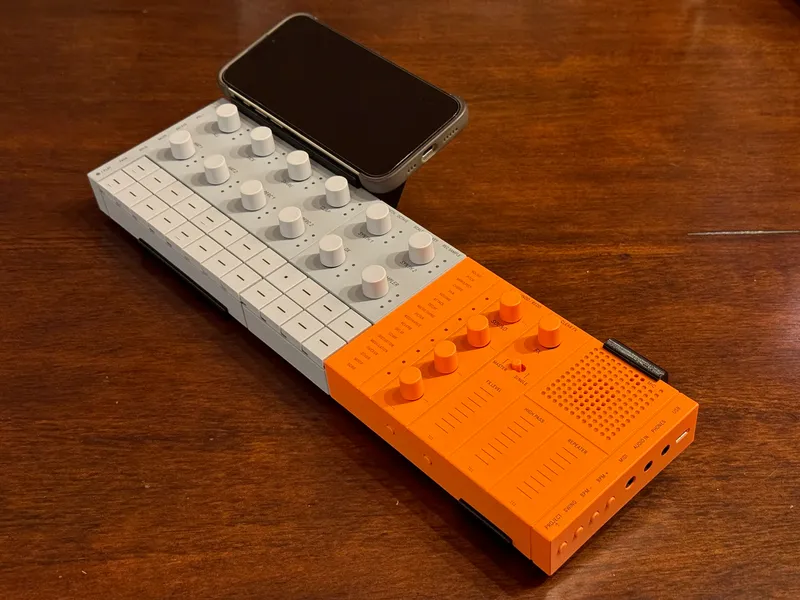 Yamaha SEQtrak phone stand by jrsone | Download free STL model ...