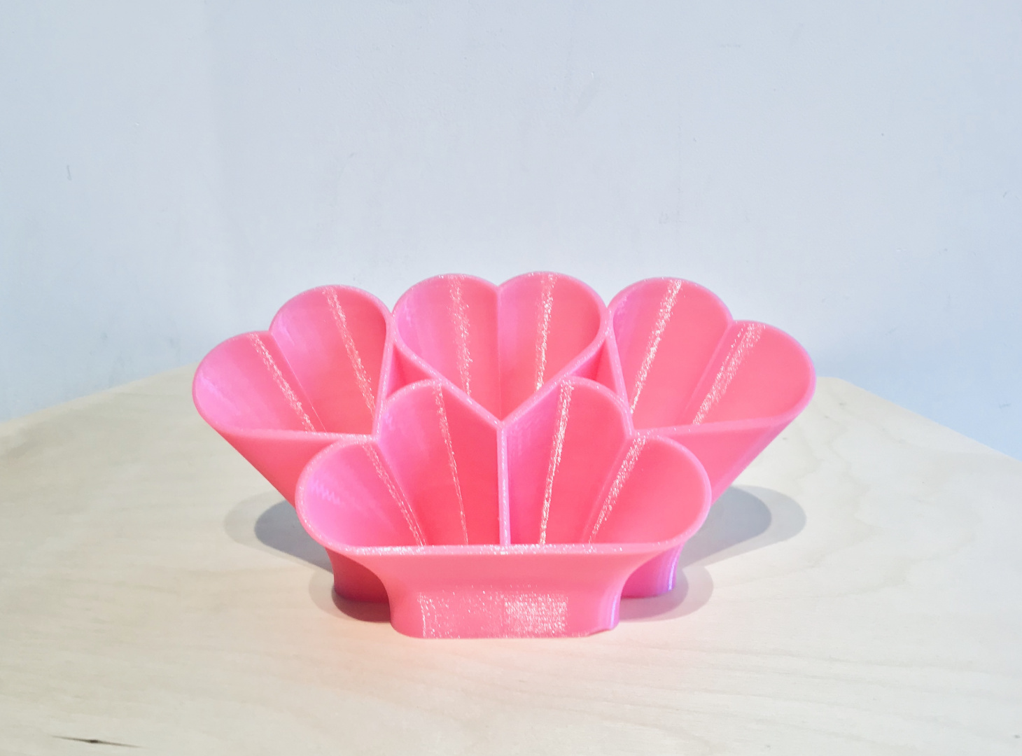 Heart desk tidy by Brithawkes | Download free STL model | Printables.com