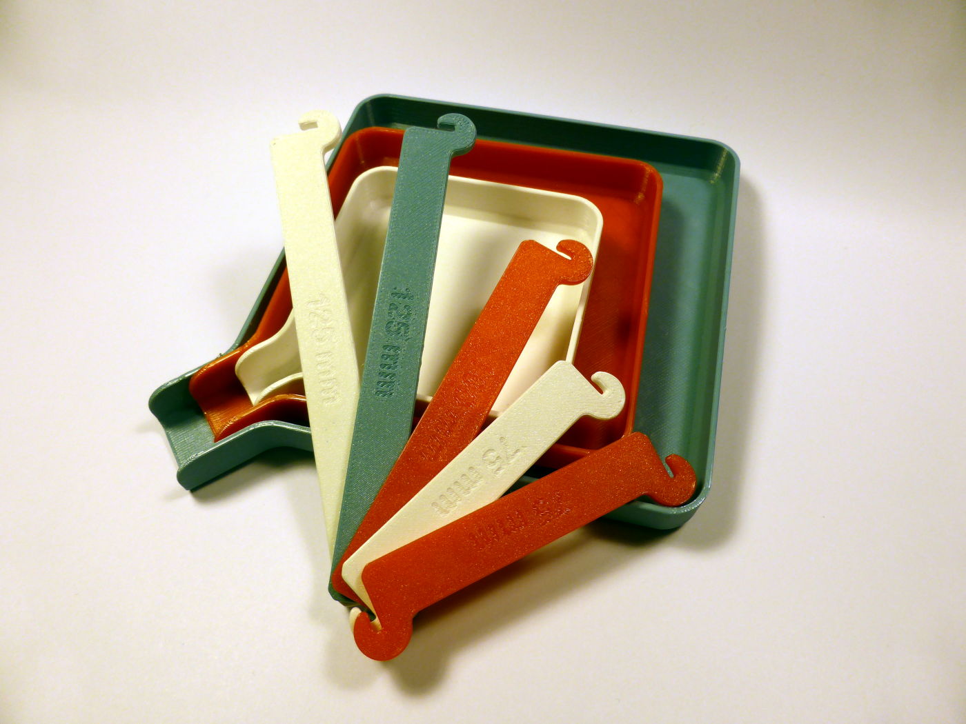 Dividers for Sorting Tray with Funnel par Area51 | Téléchargez ...