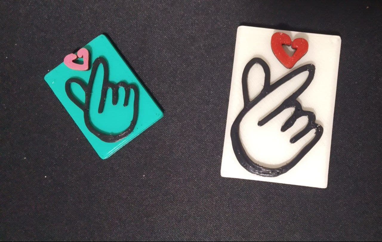 Finger heart keychain by Mirimeh | Download free STL model | Printables.com