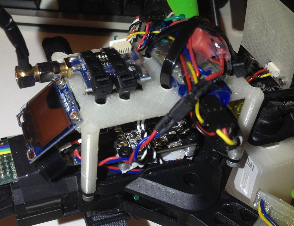 Quanum Trifecta customizable FPV top plate by xythobuz | Download free ...