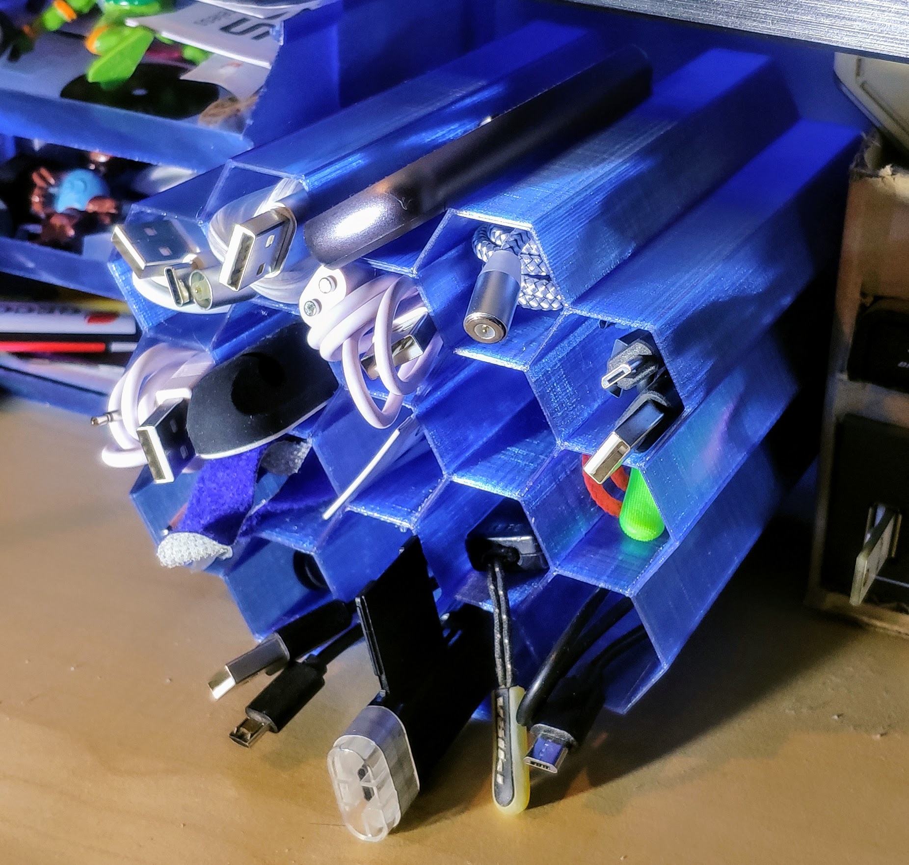 Cable management Hive Medium size doubly by ERiK004 | Download free STL ...