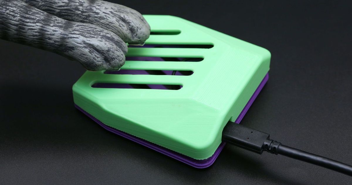 USB Footswitch QT Py RP2040 by Adafruit | Download free STL model | Printables.com