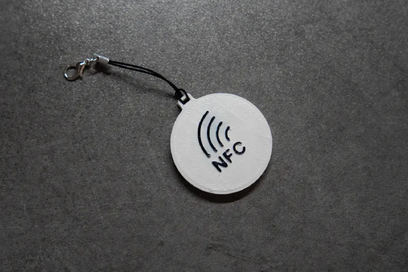NFC KEYCHAIN for backpacks and keys by Printxss | Download free STL ...