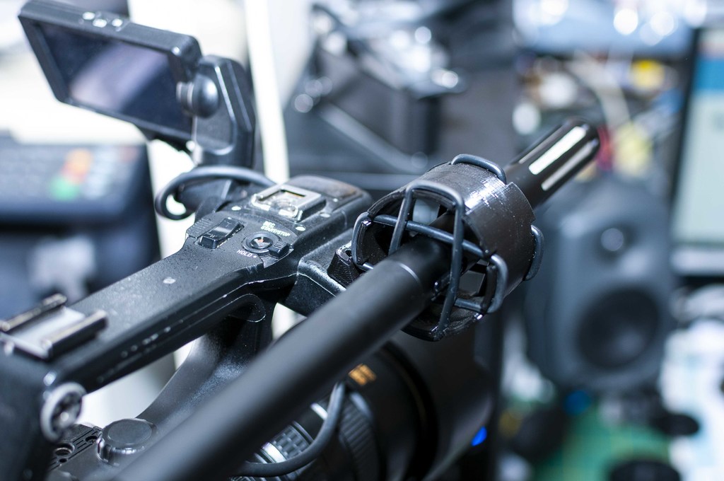 Sony FS5 Microphone Shock Mount by AltoScroll | Download free STL model ...