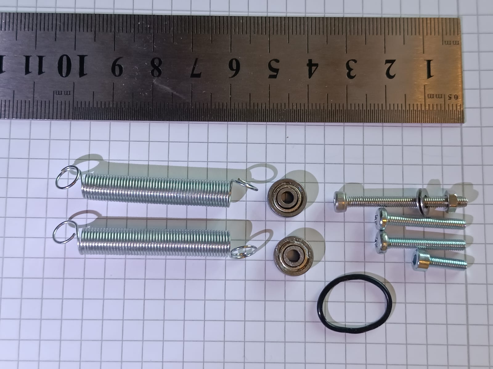 spring loaded desctop toy catapult (+40m m range) by quibeck | Download ...