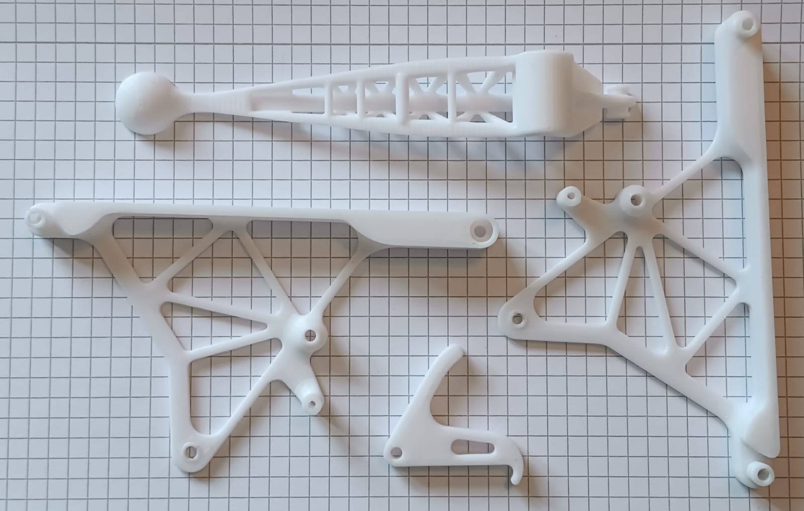 spring loaded desctop toy catapult (35 m range) by quibeck | Download ...