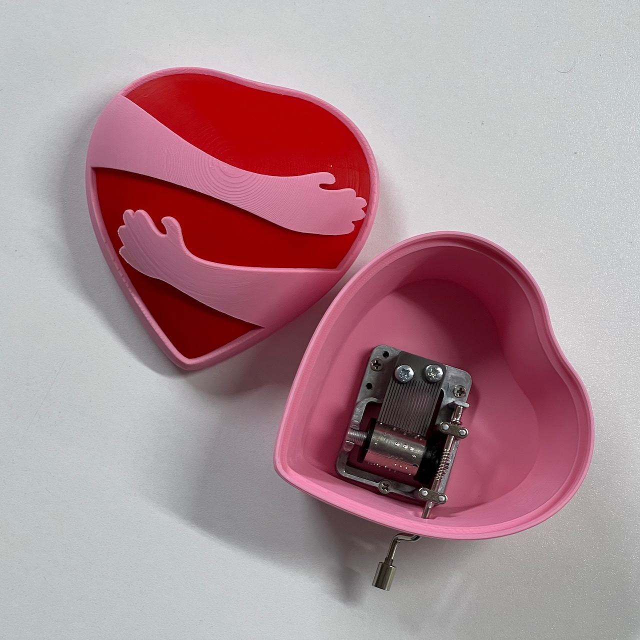 Hug Music Box (MMU) by mkoistinen | Download free STL model ...