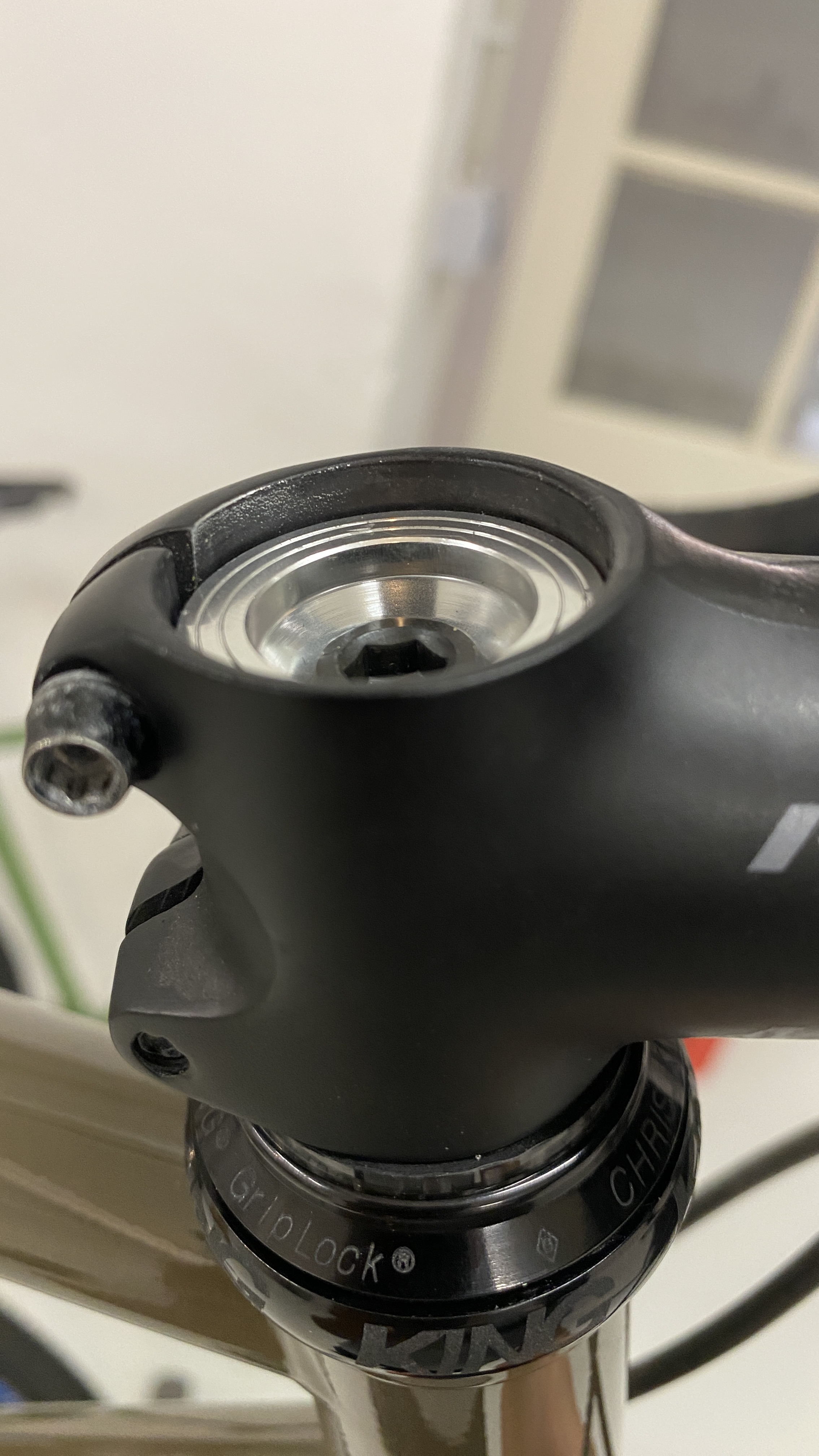 saw guide for 1 1/8 threadless bicycle steerer tube by VINNIE3000 ...