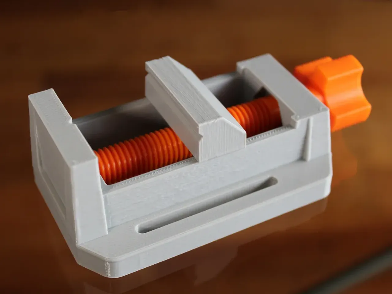2inch Desktop Vise by mdkendall | Download free STL model | Printables.com