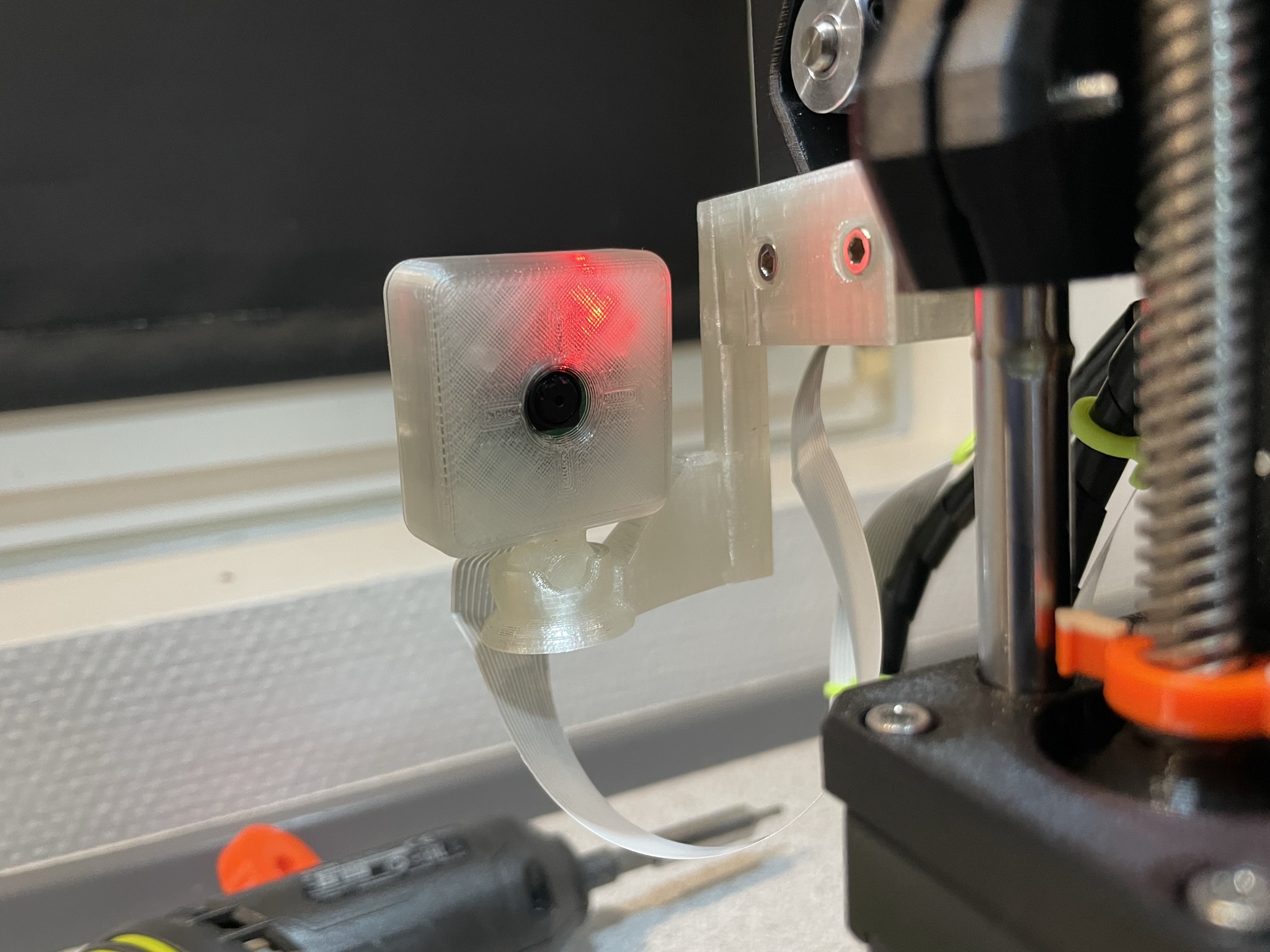 Boogie's X-Axis - Raspberry Pi cam holder by TC | Download free STL ...