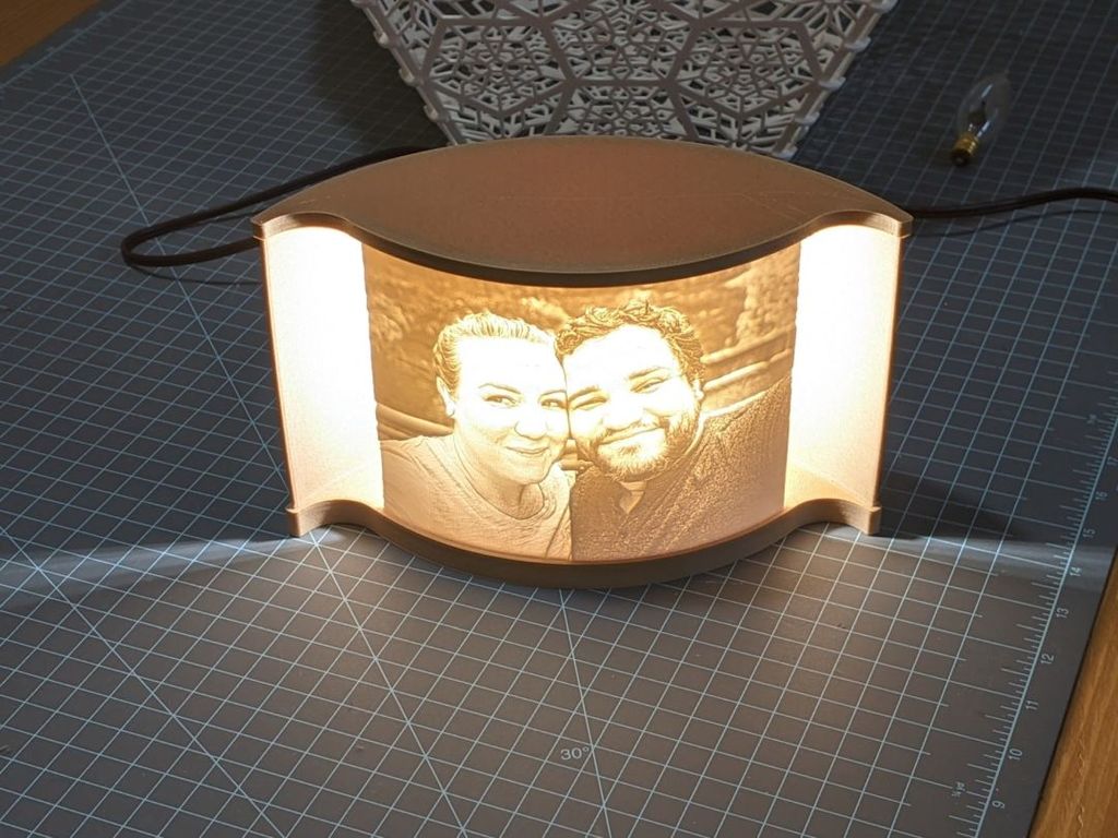 Lithophane Lamp with Lighted Backsplash by iplop | Download free STL ...