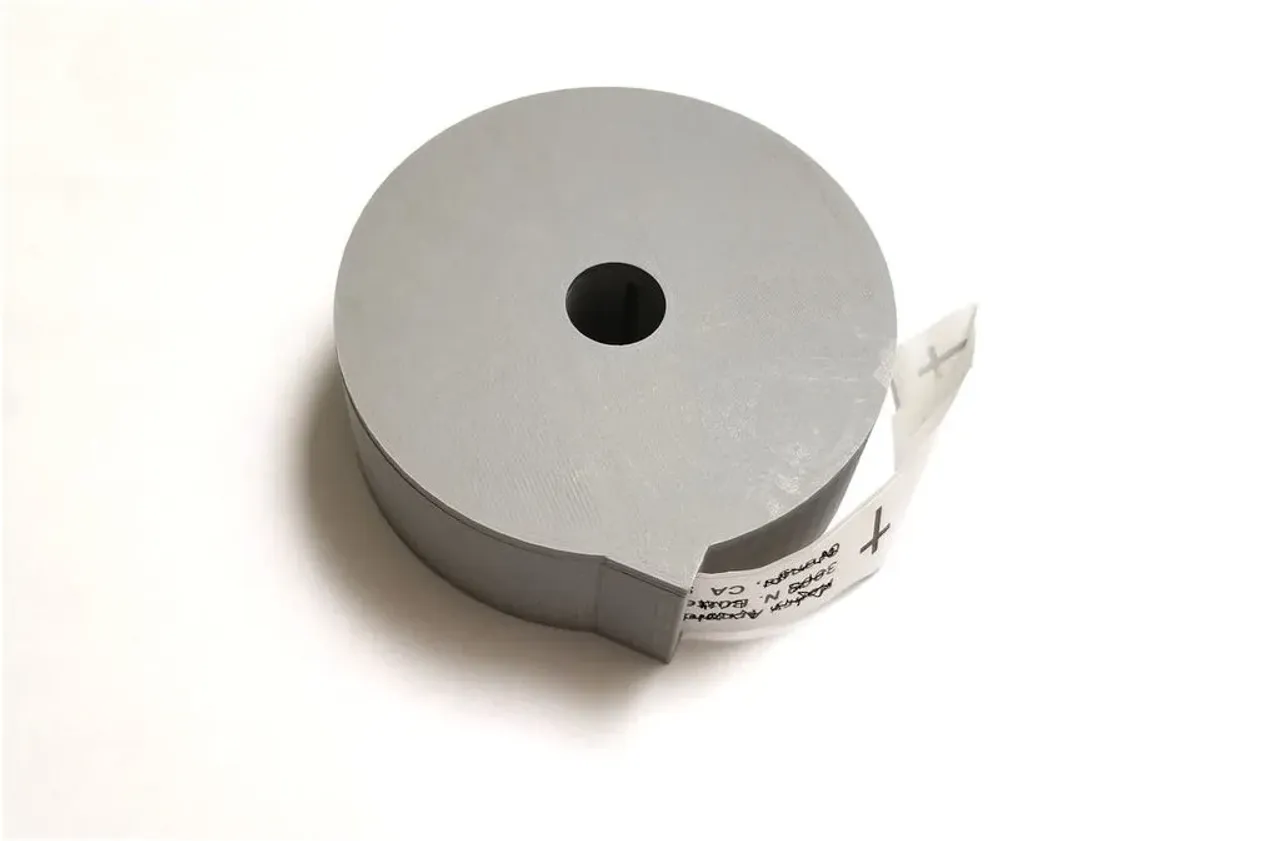 Address Label Roll Dispenser by Plexi | Download free STL model ...