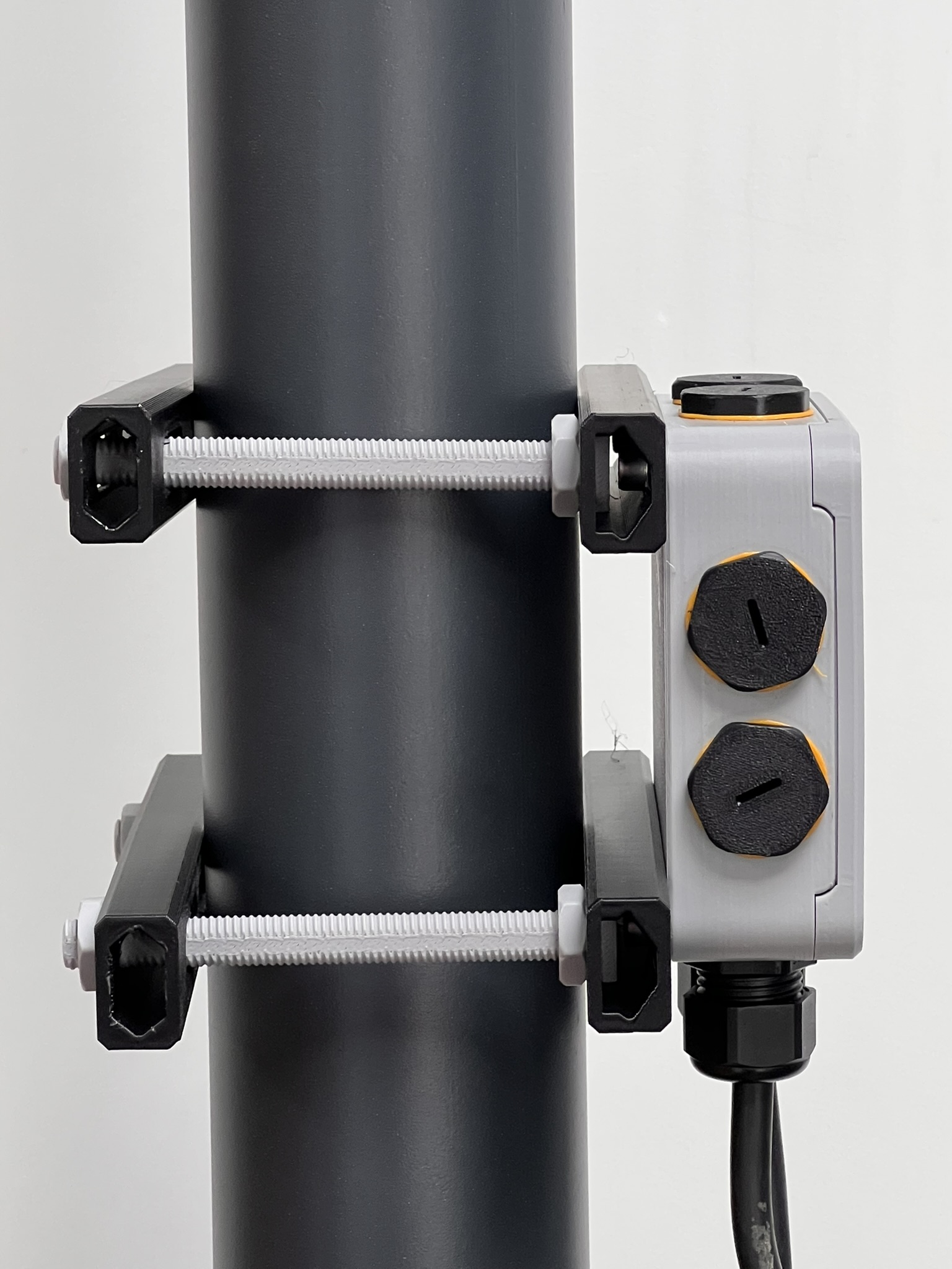 Waterproof Junction box 2 by corteXcrank | Download STL model ...