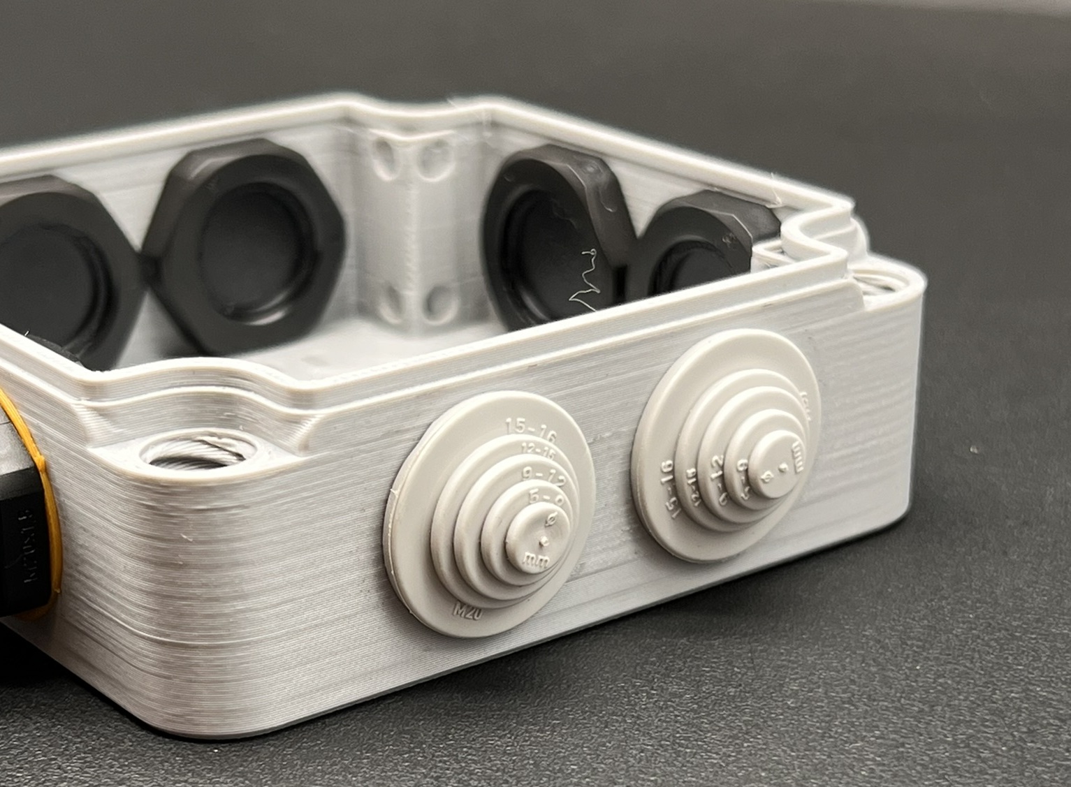 Waterproof Junction box 2 by corteXcrank | Download STL model ...