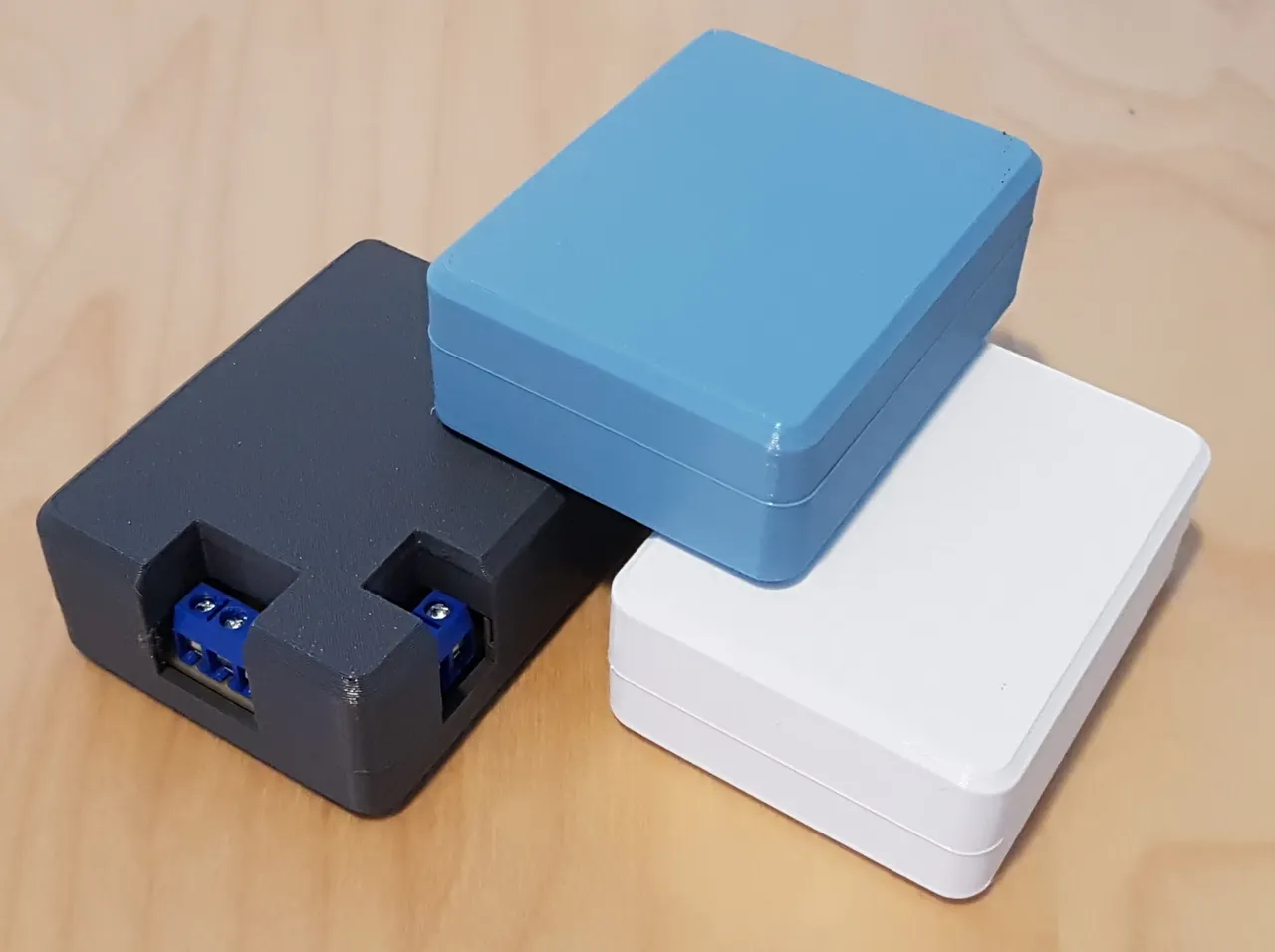 Generic snap housing (e.g. for electronics) by HD_Creator | Download ...