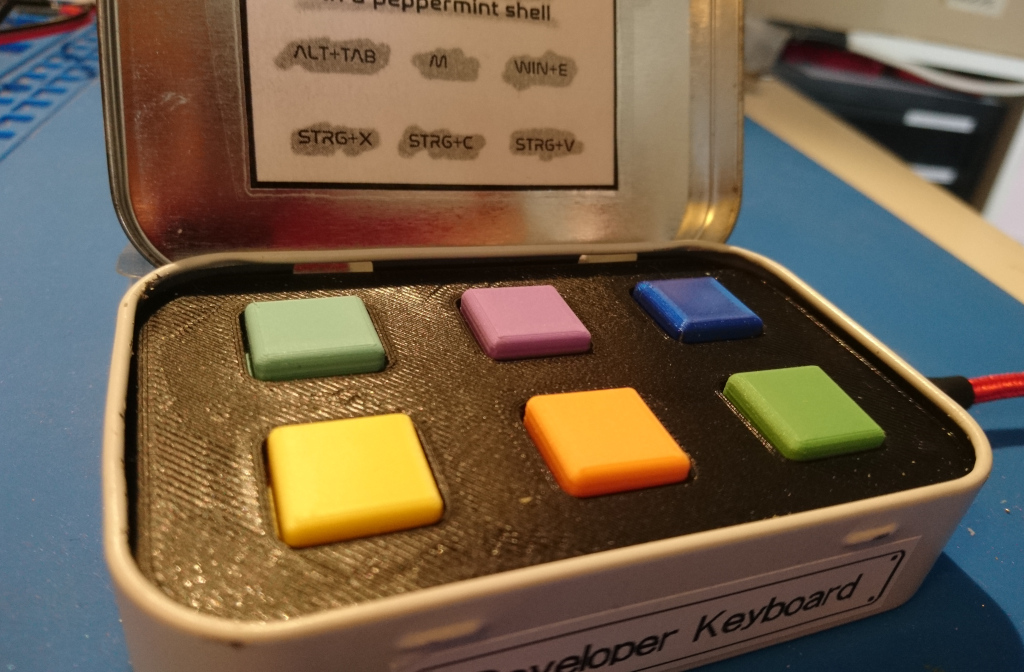 Altoids(tm) macro keypad by Antimaterie | Download free STL model ...