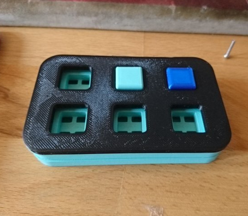 Altoids(tm) macro keypad by Antimaterie | Download free STL model ...
