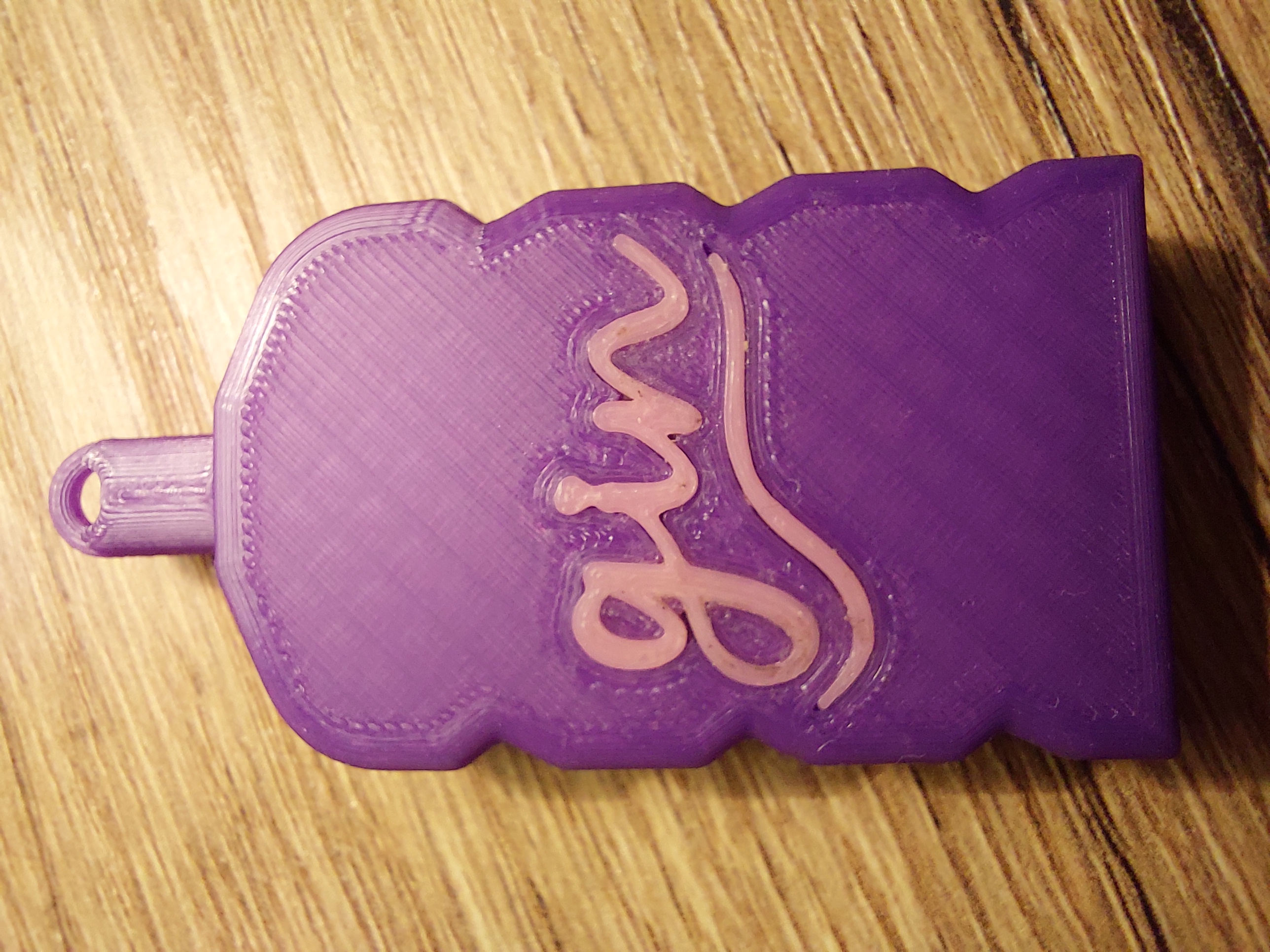 gin flask keychain by Ervin | Download free STL model | Printables.com