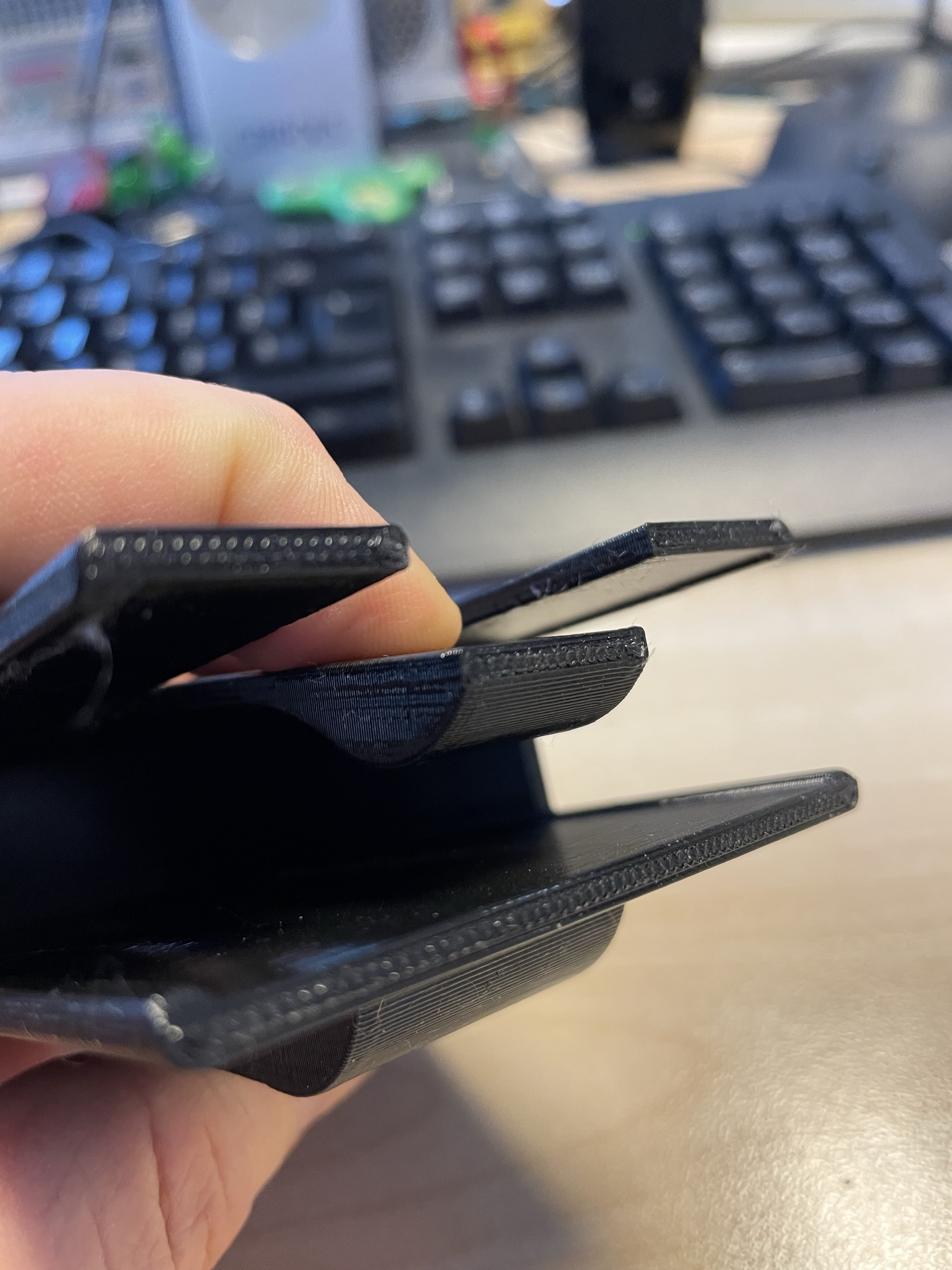 Belt clip battery pack holder by HogwartsTrain | Download free STL ...