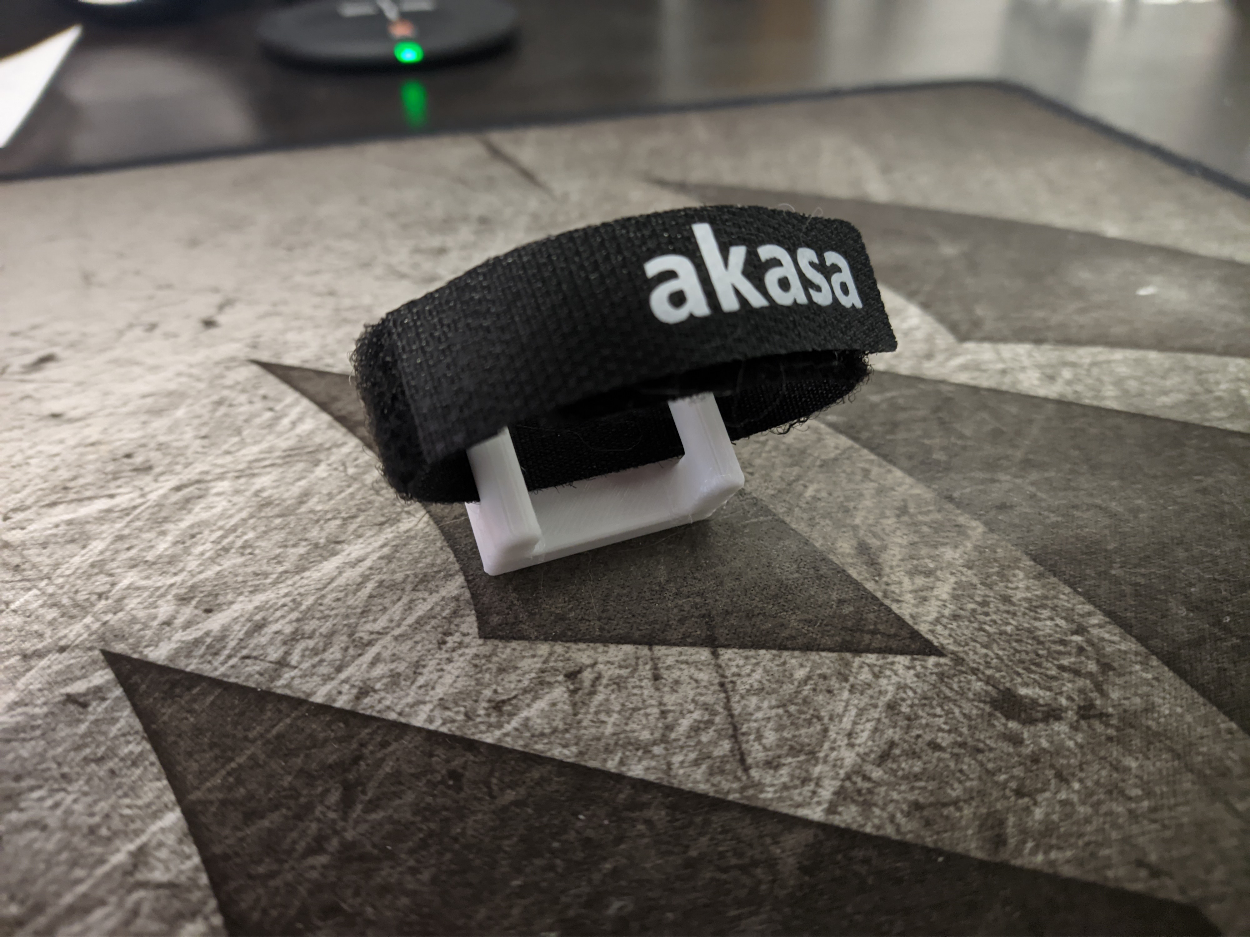 Velcro Cable Tie Mount by Kevin D | Download free STL model ...