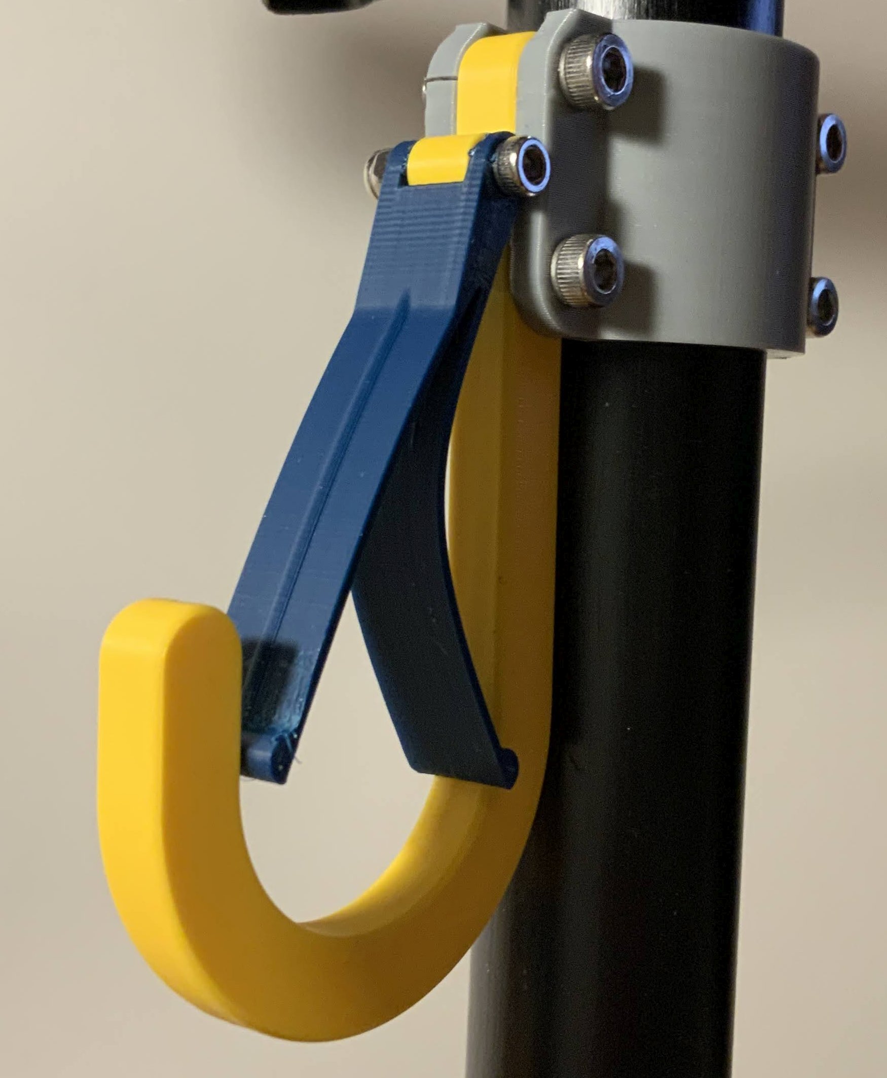Scooter luggage hook - configurable by Sorin V | Download free STL ...
